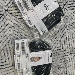 ALO Yoga | Intimates & Sleepwear | Alo Yoga Black Icon Cami Bra | Poshmark